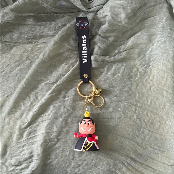 Disney | Accessories | Disney Queen Of Hearts Villains Keychain With ...